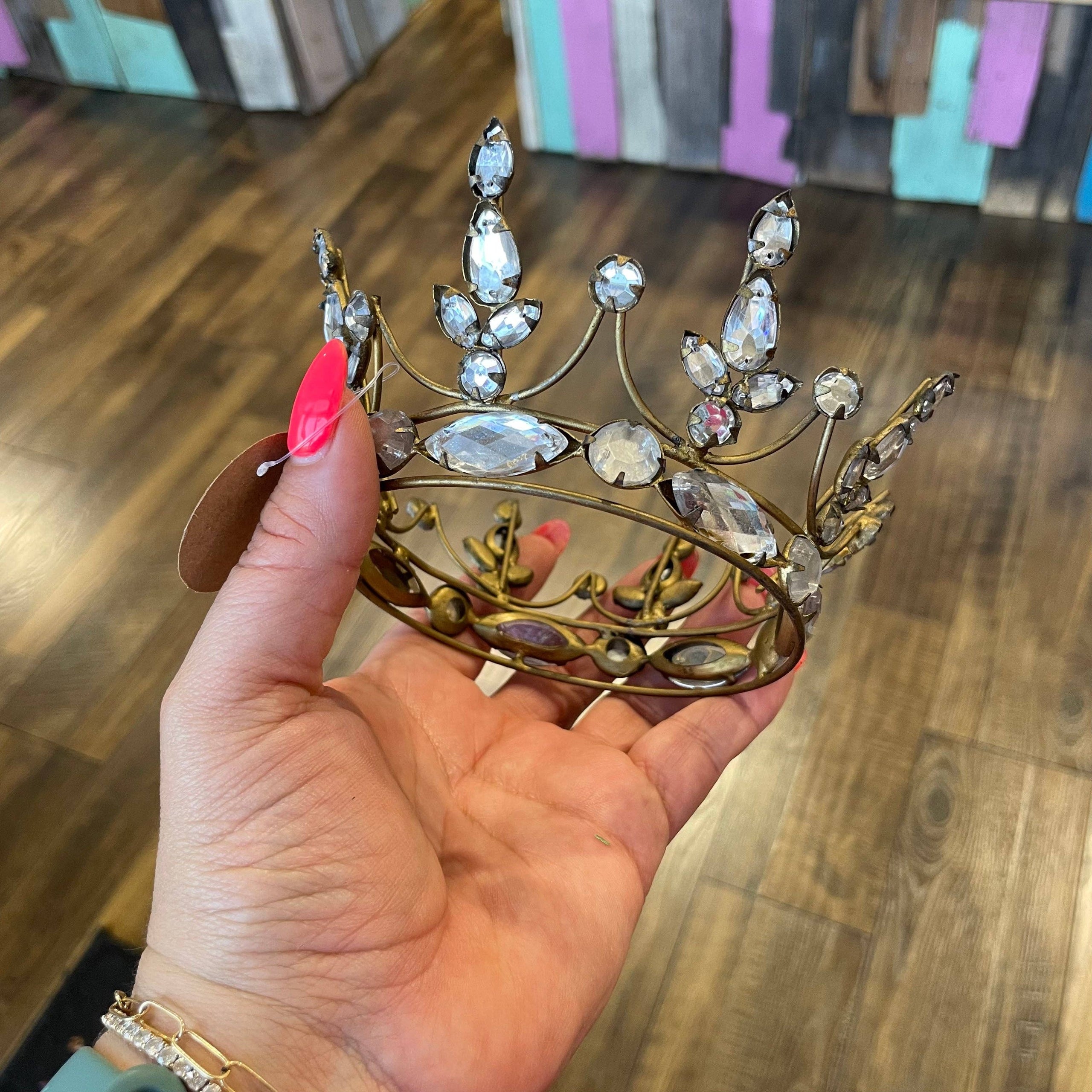 Jeweled Crowns Med | HANDLAGET DESIGN